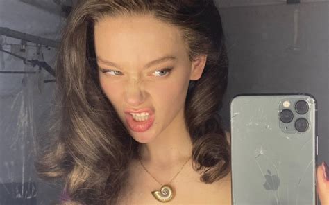 La Sirenita Quién es Jessica Alexander la actriz detrás de Vanessa