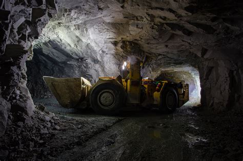 Minería subterránea MIDASoft S A S