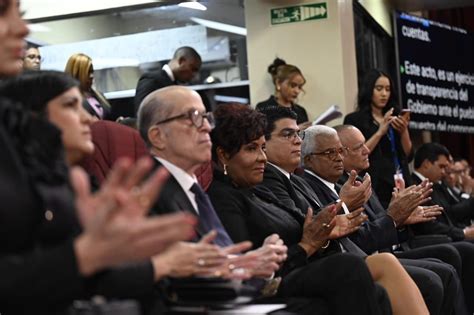 Presidente Abinader destaca logros de la CAASD en gestión de Fellito