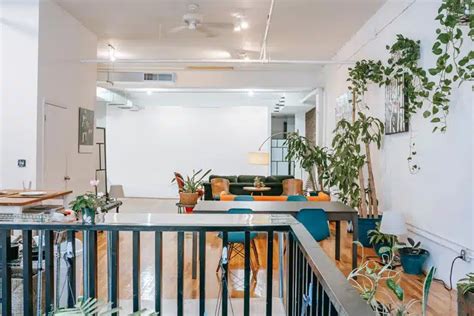 Loft Living Unveiled Top Decor Ideas For Upstairs Bliss Quiet Minimal