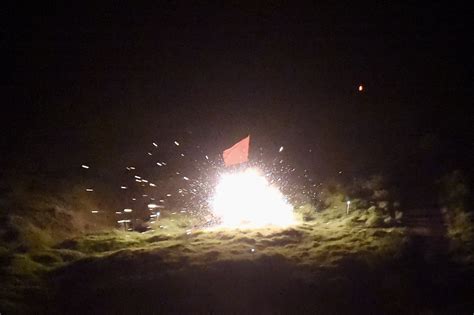 夜間實彈片黑鷹直升機阿帕契夜襲出動 砲火槍擊震響恆春三軍聯訓基地 上報 焦點