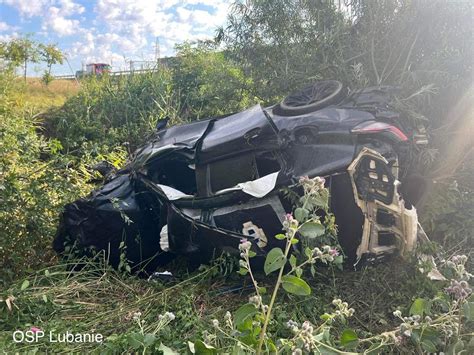 Tragiczny wypadek na autostradzie A1 Dachowanie BMW nie żyje 20