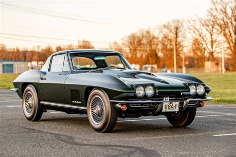 Chevrolet Corvette Sting Ray Coupe Up For Auction Carchvst