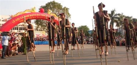 Rất Hay 20 trò chơi dân gian đặc sắc ngày Tết cổ truyền Việt Nam