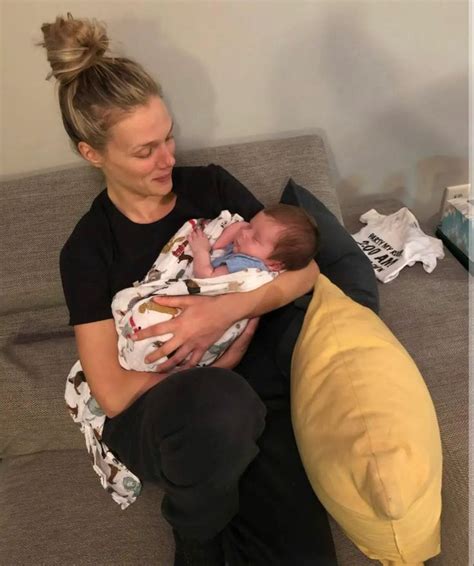 Tracy Spiridakos Carreira Miss O