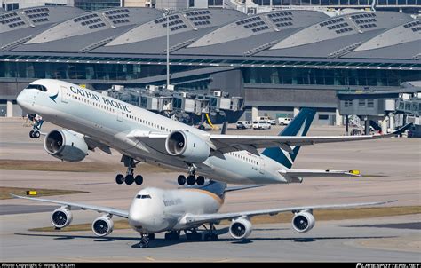 B LRR Cathay Pacific Airbus A350 941 Photo By Wong Chi Lam ID 1393862