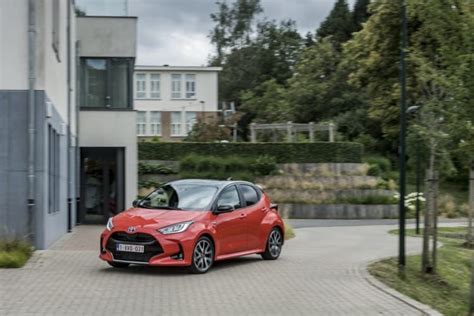 Opinión y prueba Toyota Yaris híbrido 2020