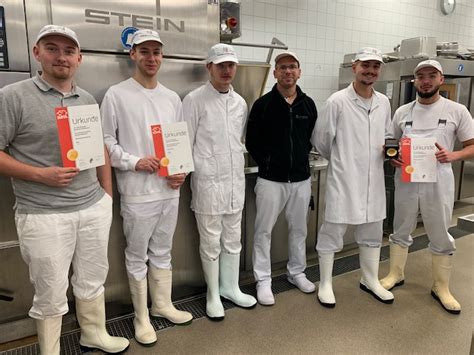 Zweimal Gold Und Einmal Silber Peter Bruckmann Schule