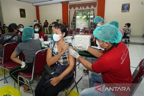 Masyarakat Penerima Dosis Ketiga Vaksin COVID 19 Capai 63 7 Juta Orang