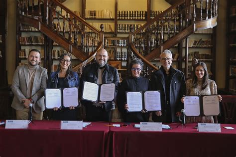 UdeG y Secretaría de Cultura firman convenio para becar a 7 jóvenes en