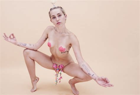 Miley Cyrus Pussy Lips Cumception