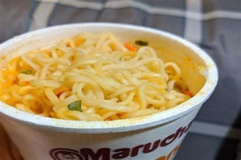 Una Maruchan Conoce de qué está hecha esta sopa instantánea Las