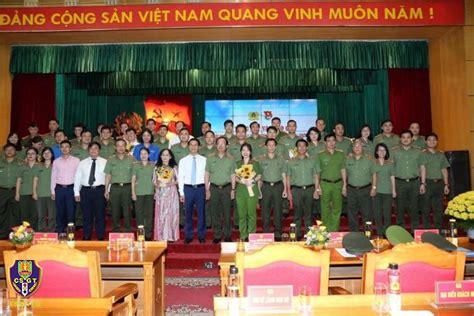 Tổng kết và trao giải Cuộc thi viết tìm hiểu về 75 năm Ngày truyền
