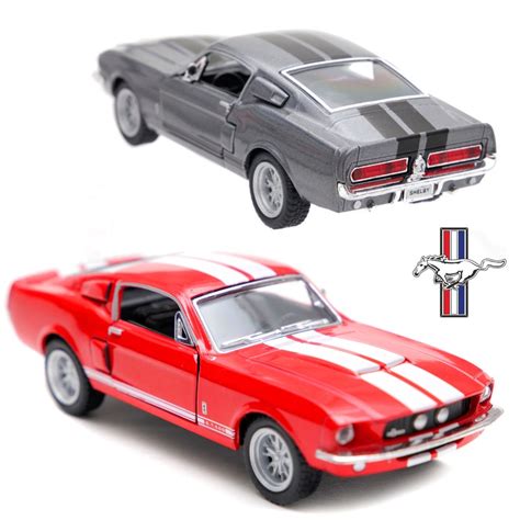 Carrinho Miniatura Ford Mustang Shelby GT 500 1967 Kinsmart Escala 1 32