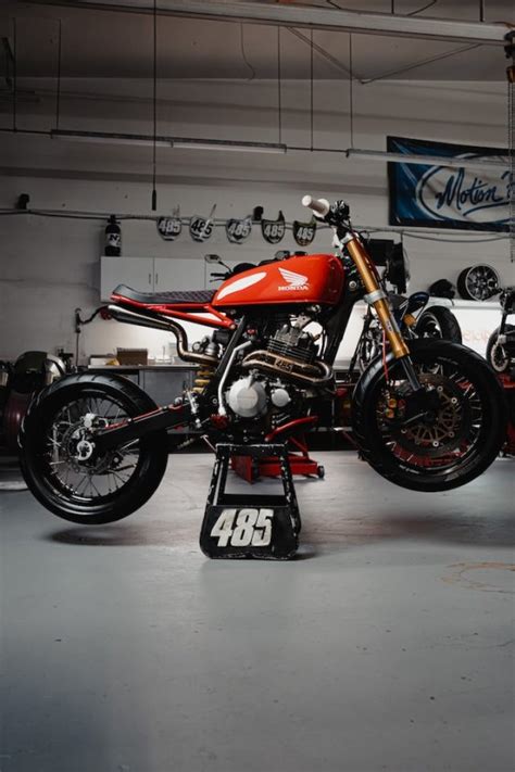 Galeria Kategoria Artykuły2023 Obraz Podnośniki motocyklowe co