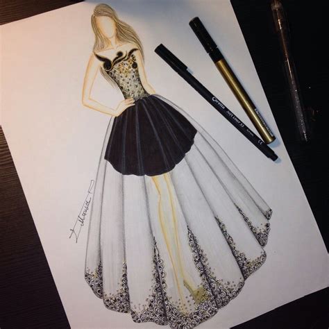 رسم تصميم ازياء فساتين فن تصميم الازياء اثارة مثيرة