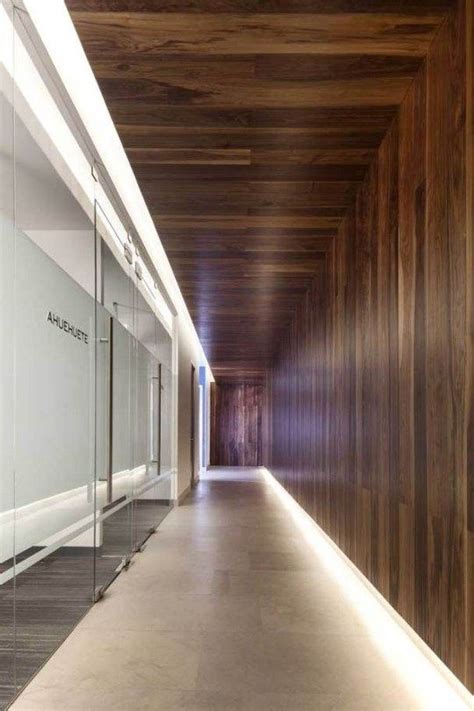 Astonishing Home Corridor Design For Your Home Inspiration 07 Diseño