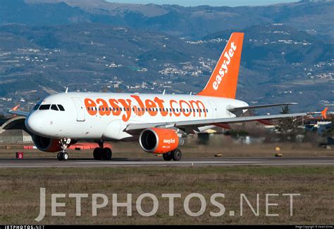 G EZIV Airbus A319 111 EasyJet Varani Ennio JetPhotos