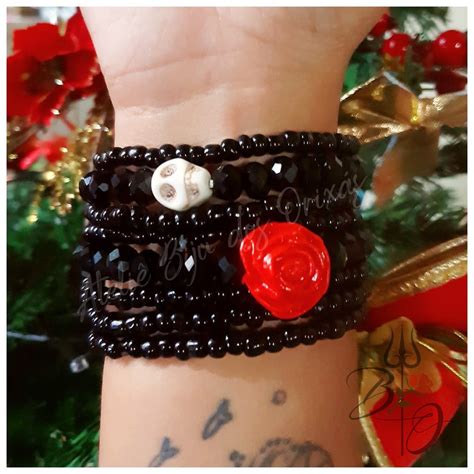 Mix 8 Pulseiras Pomba Gira Rosa Caveira Rosa Vermelha Exu Orixá de