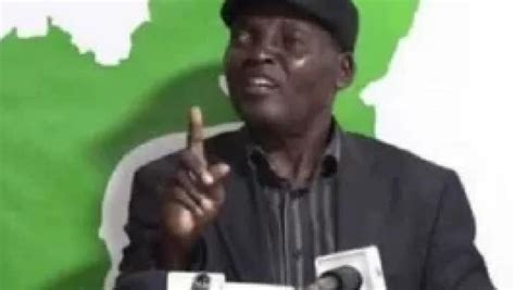 Cameroun Robert Kona exclut 24 membres du PCRN Cabral Libii en tête