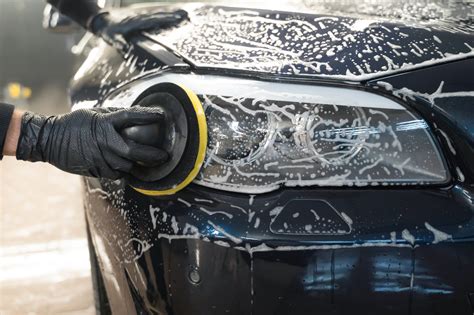 Cómo limpiar los faros del coche una guía paso a paso Opisto