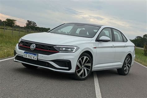 Prueba Volkswagen Vento GLI AUTOWEB Argentina