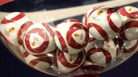 Galatasaray ın rakibi kim oldu UEFA Avrupa Ligi Play off Kura çekimi