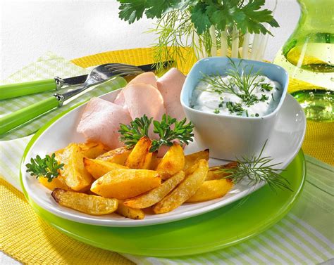 Kartoffeln mit Kräuter Quark Rezept LECKER