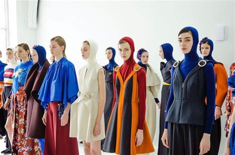 The Models Are Lined Up In Different Colors