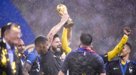 Un Parieur Peut Empocher Le Jackpot Si La France Est Championne Du Monde