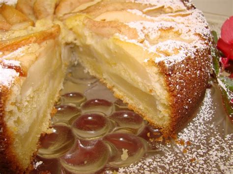 GÂTEAU FONDANT AUX POIRES Délice Plat