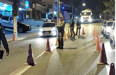 Motorista embriagado é detido após tentar fugir de blitz em Natal