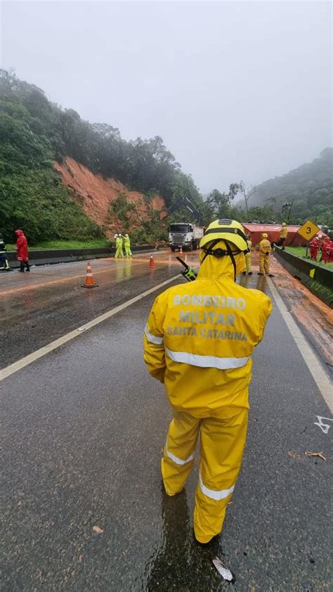 Confirmada segunda morte em deslizamento na BR 376 Testo Notícias