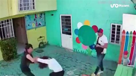 Trasladan A Penales Del Edomex A Padres Que Golpearon A Maestra De