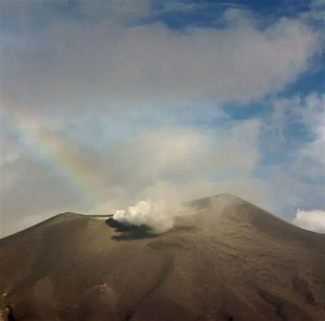 Volcán Puracé hoy continúa la alerta naranja por gran movimiento de magma