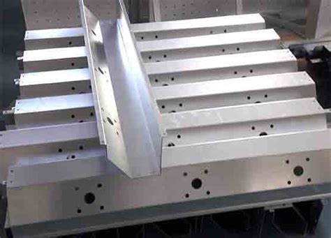 MODERNE METAL Tunisie Savoir faire Pliage de tôle pliage de métaux