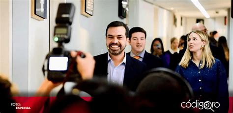 Jorge Álvarez Máynez precandidato presidencial de MC CódigoQro
