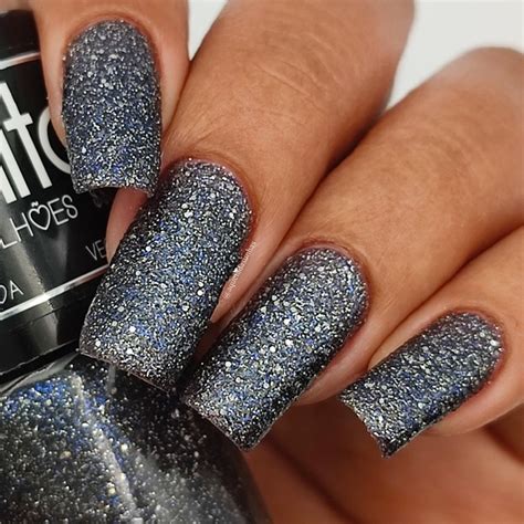 Esmalte To Patroa Coleção De Milhões Esmaltes Anita Glitter Azul