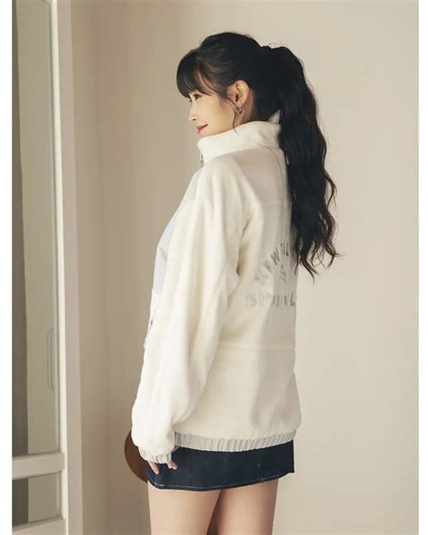 아이유 IU for New Balance 아이유 iu IUmushimushi iumushimushi