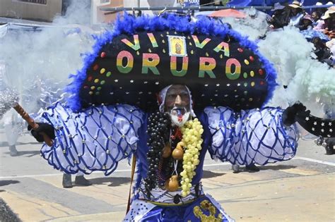 Galer A De Fotos Oruro Se Llen De Color Y Baile En El Carnaval M S