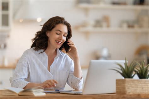 Cómo emprender un negocio y generar dinero desde casa