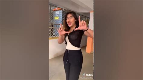 New Tik Tok Video The Carry On Saree Girl Hot Dance New Tik Tok Video Hot Desi Girl Tik Tok