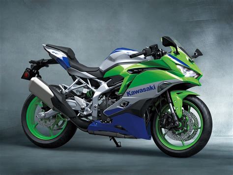 4番目の画像 写真5枚Kawasaki Ninja ZX 4RR 40th Anniversary Edition webオートバイ