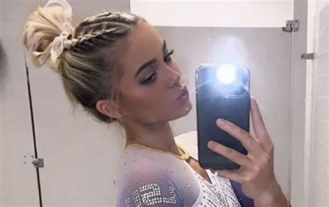 LSU Gymnast Olivia Dunne Shows Off Curves And Boobs In Locker Room