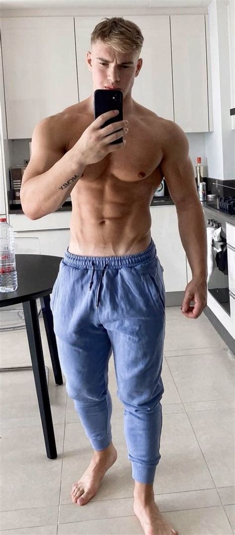 Hot Dudes Good Mood On Twitter Rt Openwidesblog