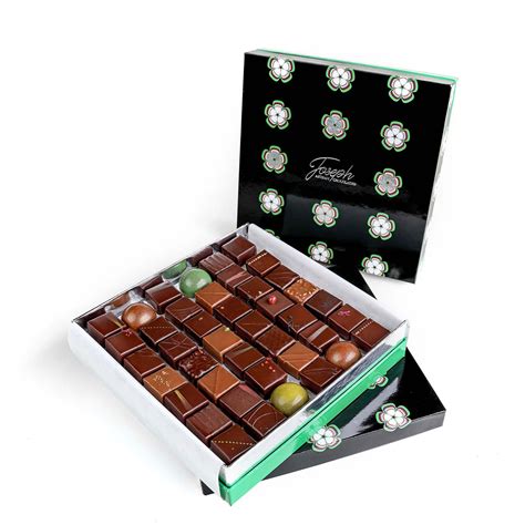Joseph Assortiment Chocolats Noir et Lait 42 pièces 330g Edition
