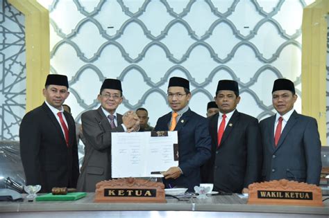 Dewan Dan Pemko Banda Aceh Sepakati APBK Perubahan 2023