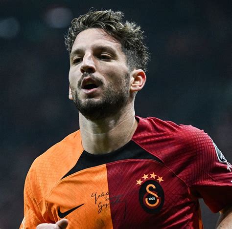 Peşindeyiz Galatasaray on Twitter Dries Mertens Galatasaray ın