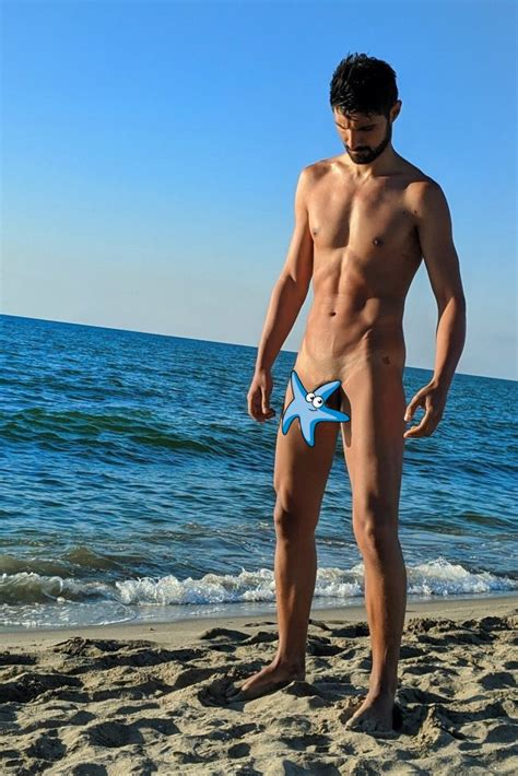 Nude Beach Man With A Big Cock Dicks Outdoors