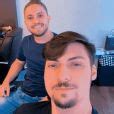 Ex assessor revela fotos de Renan Bolsonaro na cama após filho de ex